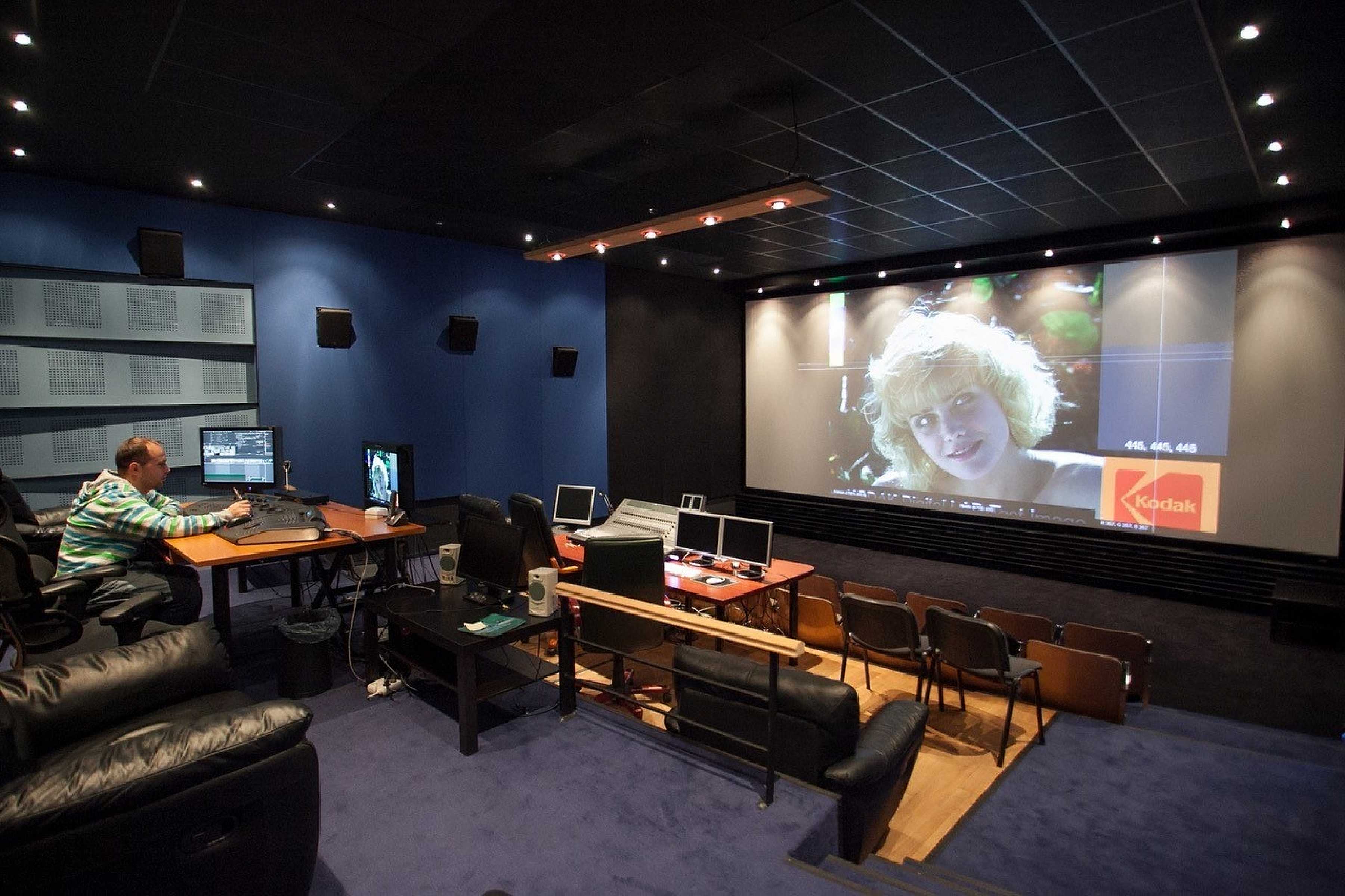 Hungarian Filmlab shines a light on its photochemical… | Kodak