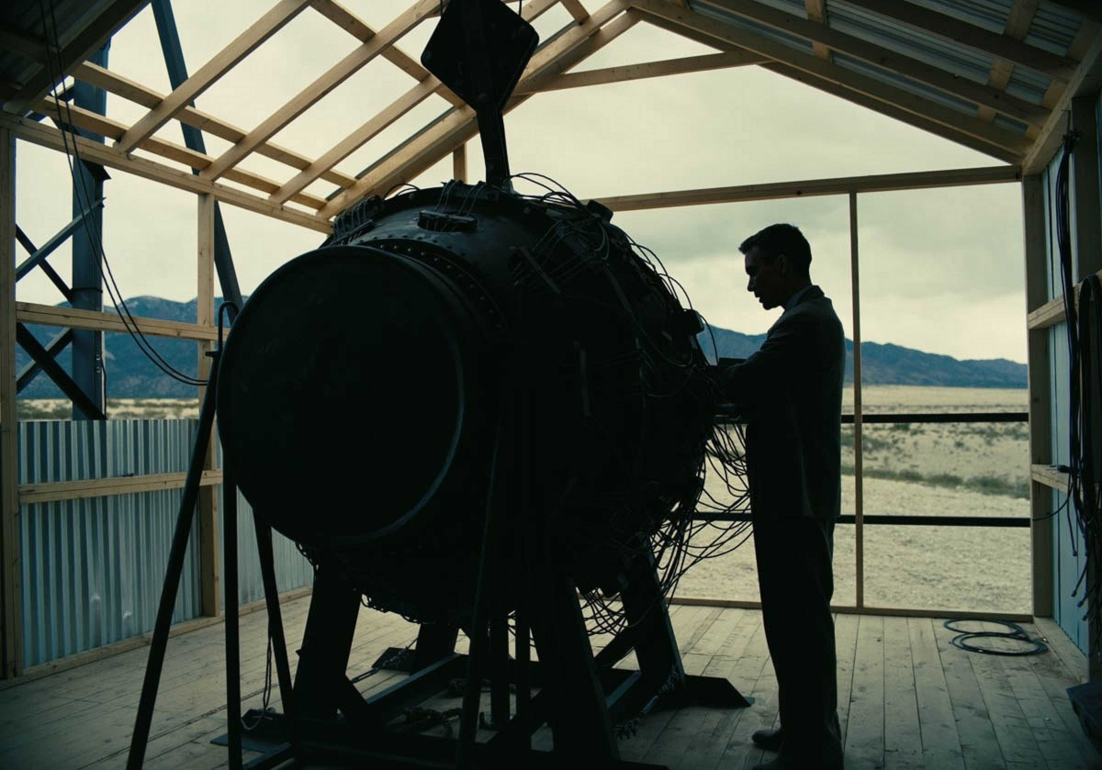 Cinematographer Hoyte van Hoytema NSC FSF ASC gets up-close &… | Kodak