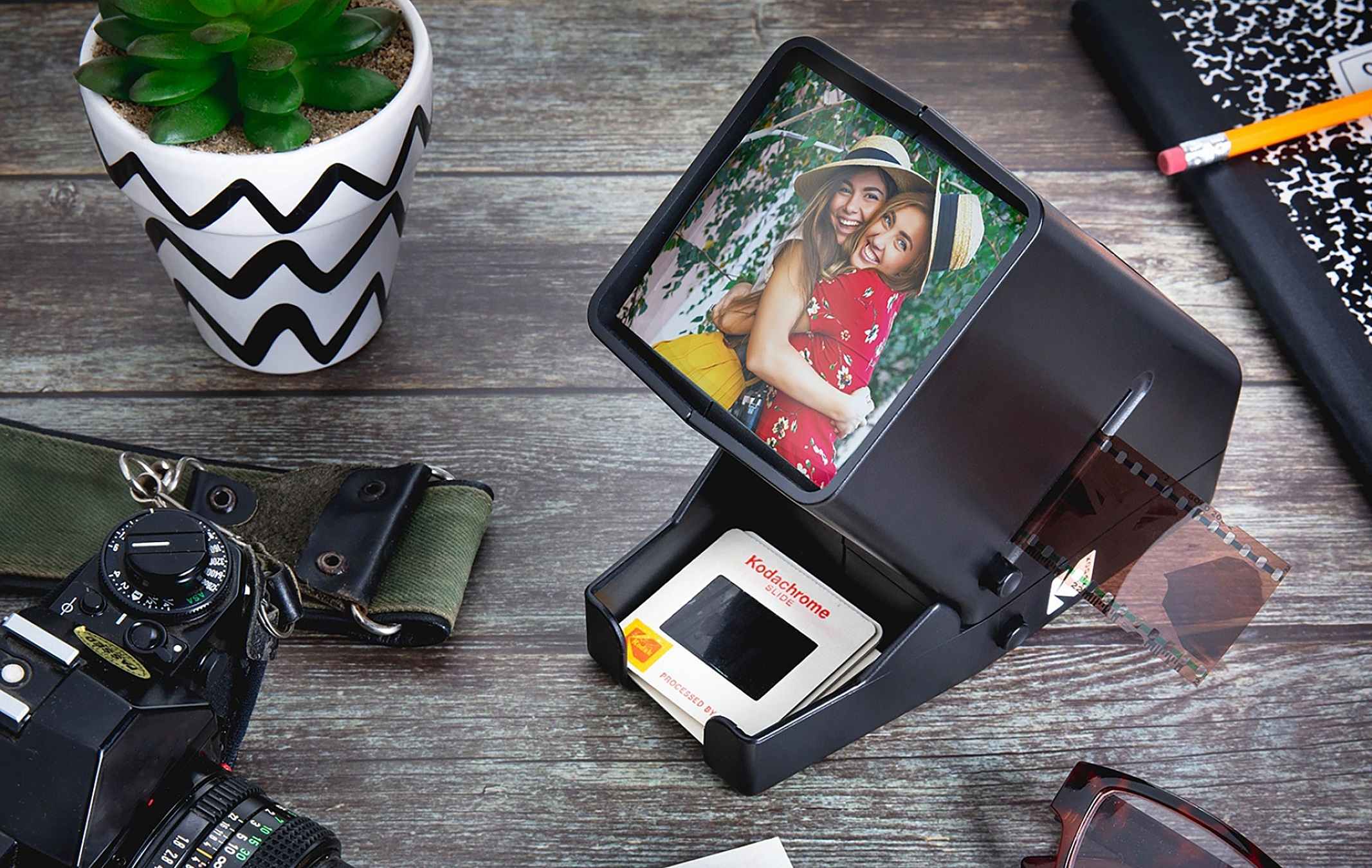 KODAK 35mm Slide and Film Viewer | Kodak